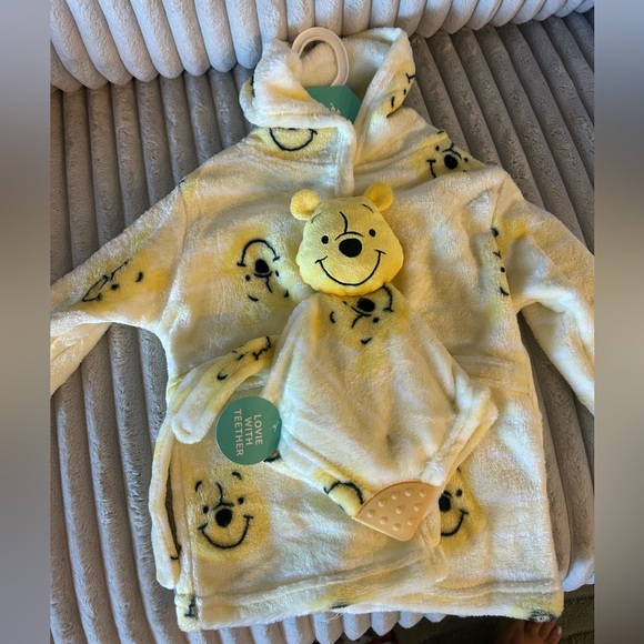 Disney | Bath, Skin & Hair | Disney Winnie The Pooh Baby Bath Robe And ...